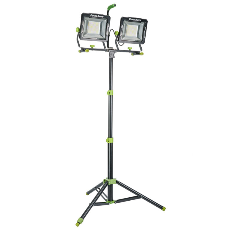 30,000 LUMEN DUAL-HEAD LED WORK LIGHT WITH TRIPOD - PowerSmith